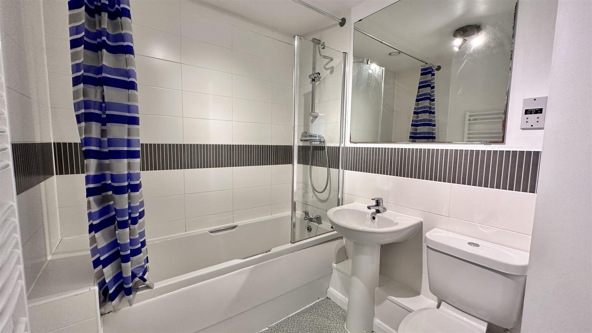 Marriotts Walk, Witney - Charles Bartlett